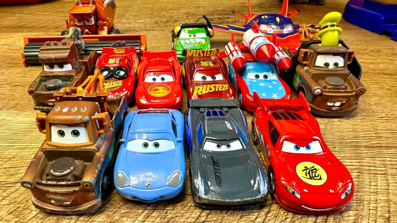 Disney Pixar Cars on The Rocky Road: Lightning McQueen with Cone, Mato ...