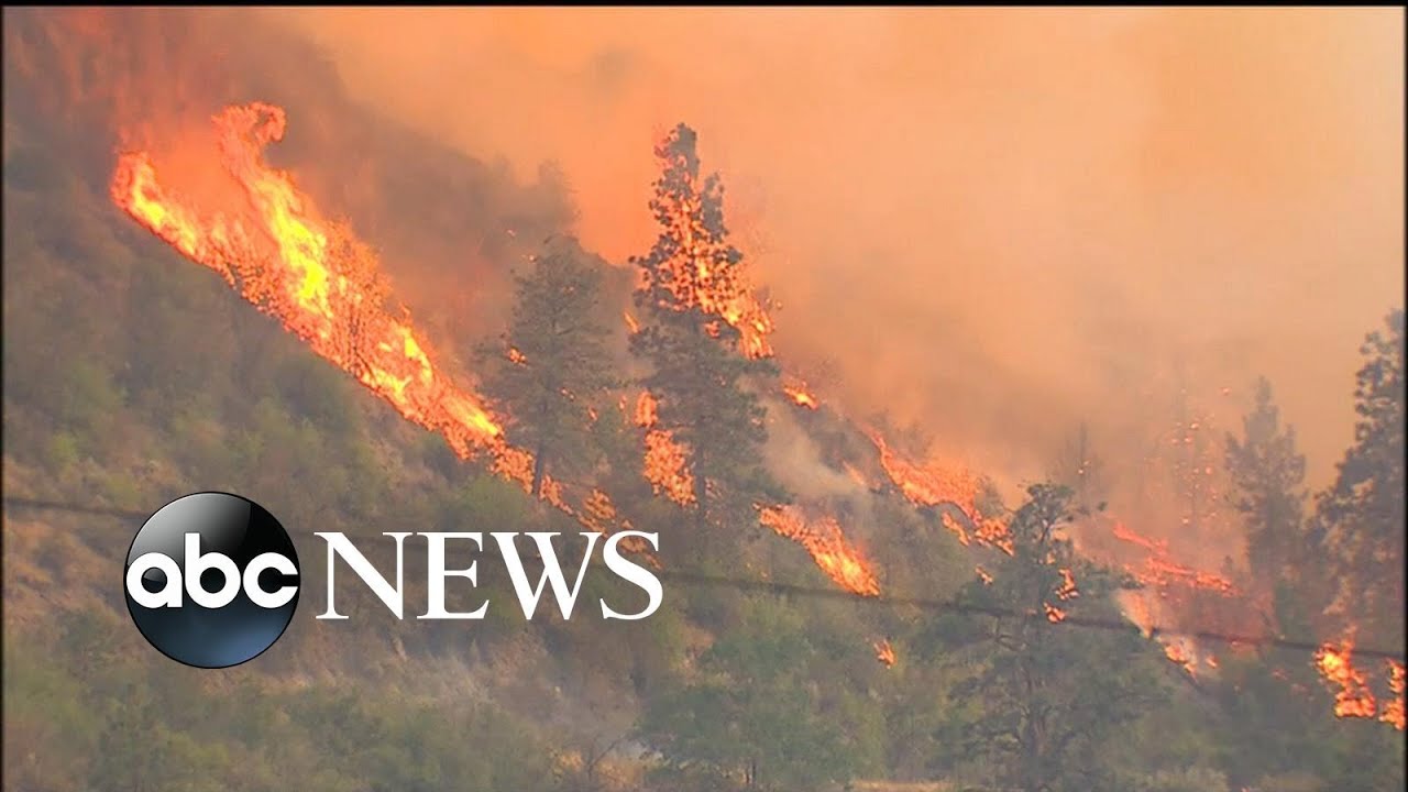 Wildfire Grows Into the Largest in Washington State's History - YouTube