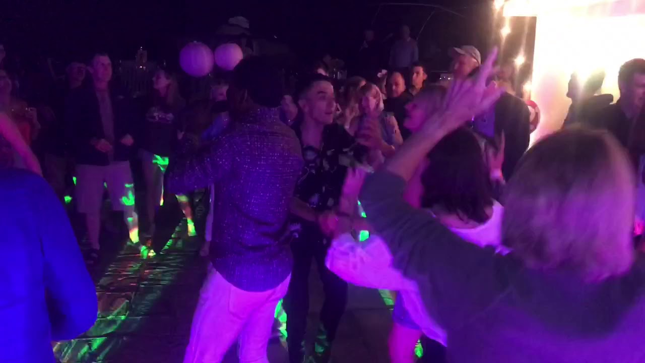 Colin Roy Band singer for party and wedding entertainment - YouTube