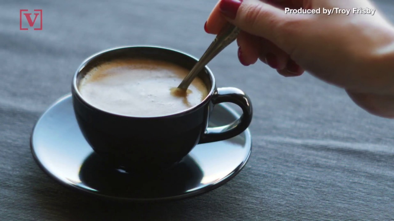 Elementary School Teacher Camps Out at Coffee Shop, Teaches Outside ...