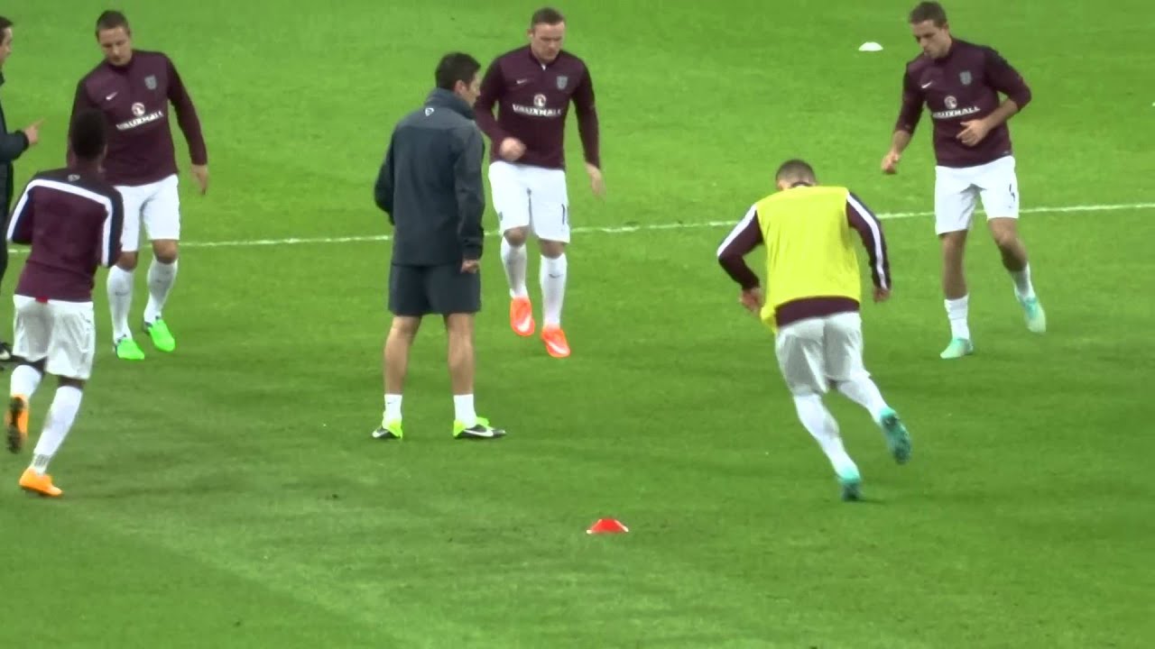 England Football Team- Static Stretches - YouTube