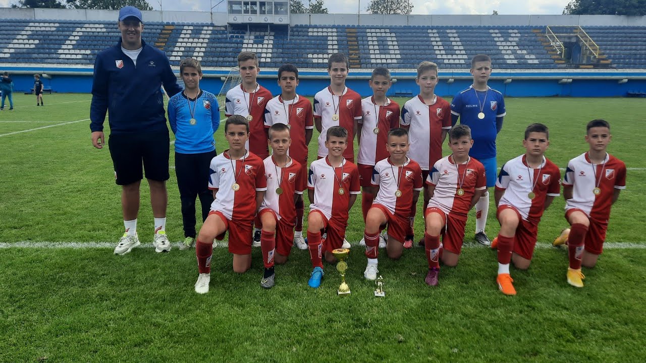 Finale:FK Vojvodina NOVI SAD - AF SOMBOR - G2011 - 4.MEMORIJALNI TURNIR ...