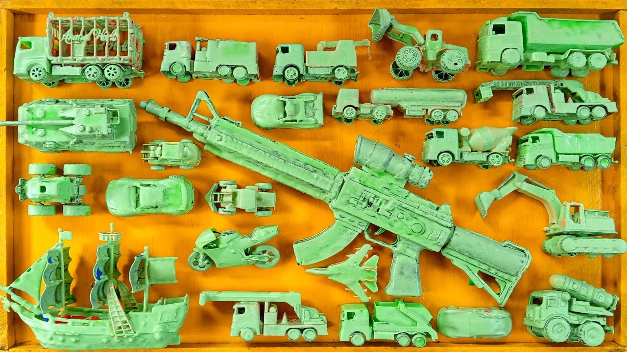 Cleaning Toy Racing Cars : Tayo bus,steel thank,tolelet bus,molen truck,air planes,jeebs monster ...