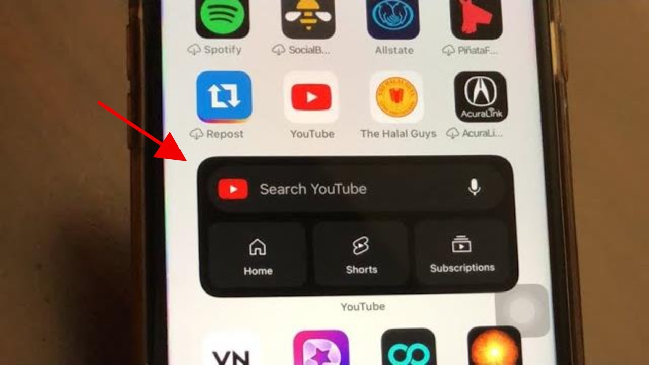 iOS 16 gets AWESOME YouTube widget (iPhone Home Screen widgets) - YouTube