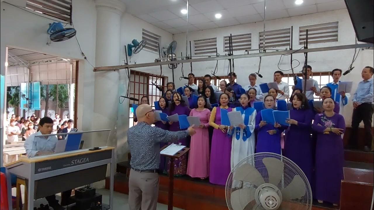 Hãy trở về - Lm Kim Long, ca đoàn Trinh Vương - YouTube