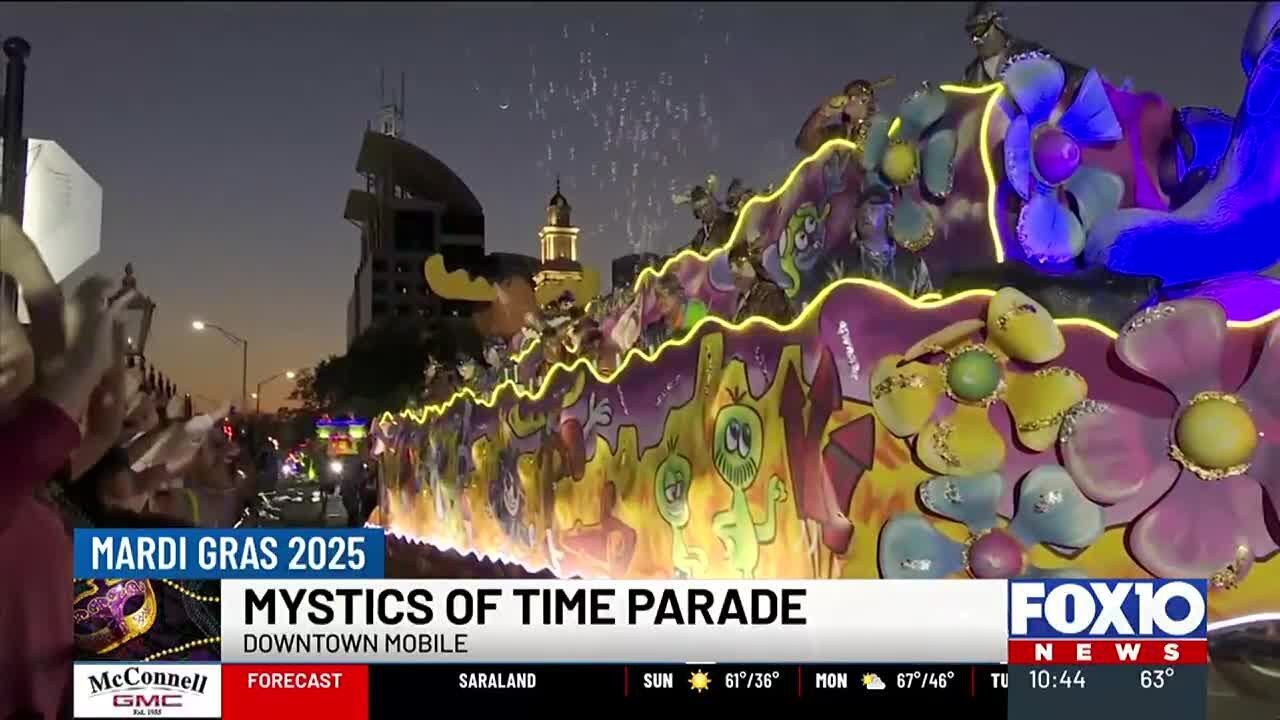 The Mystics of Time roll through downtown Mobile - YouTube