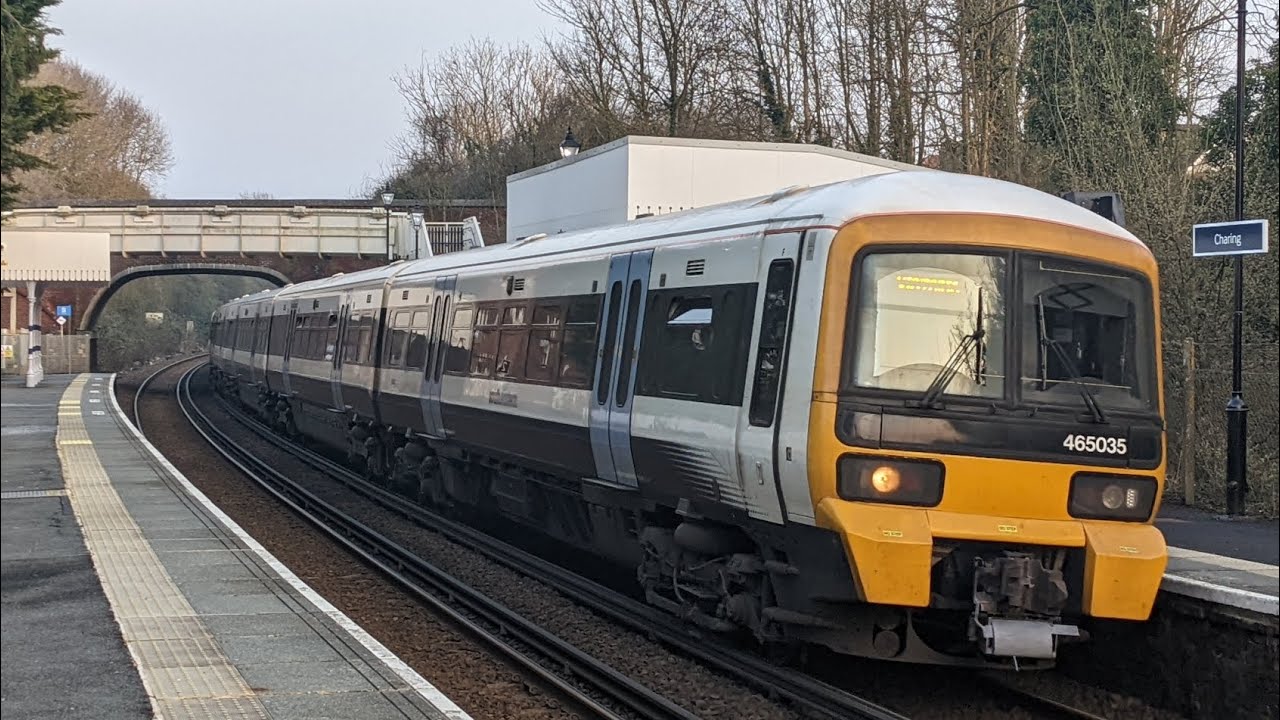Southeastern Class 465035 and 466020 at Charing - YouTube