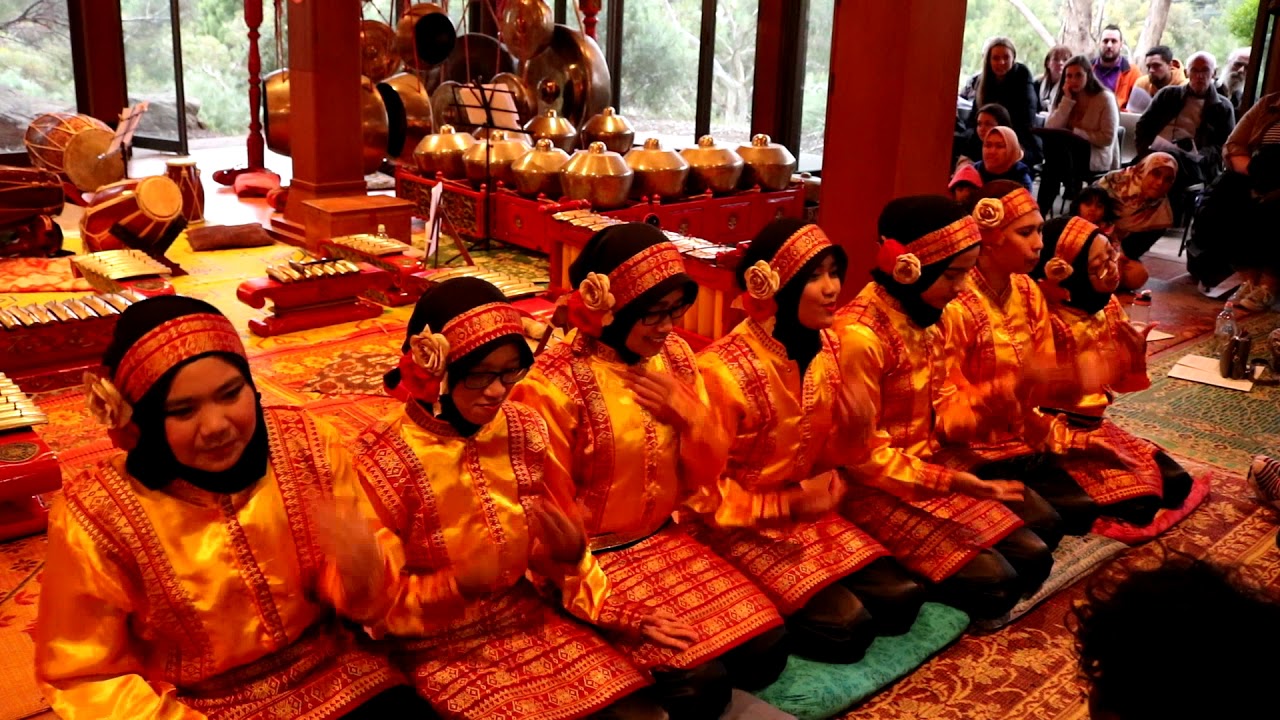 Pendopo End of Year Concert 2017 - YouTube