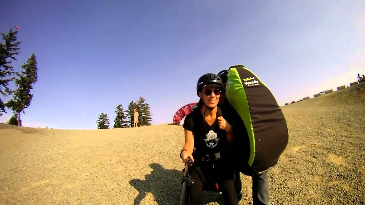 Mary Rogan from Ashland,Oregon paragliding off Woodrat Mountain - YouTube
