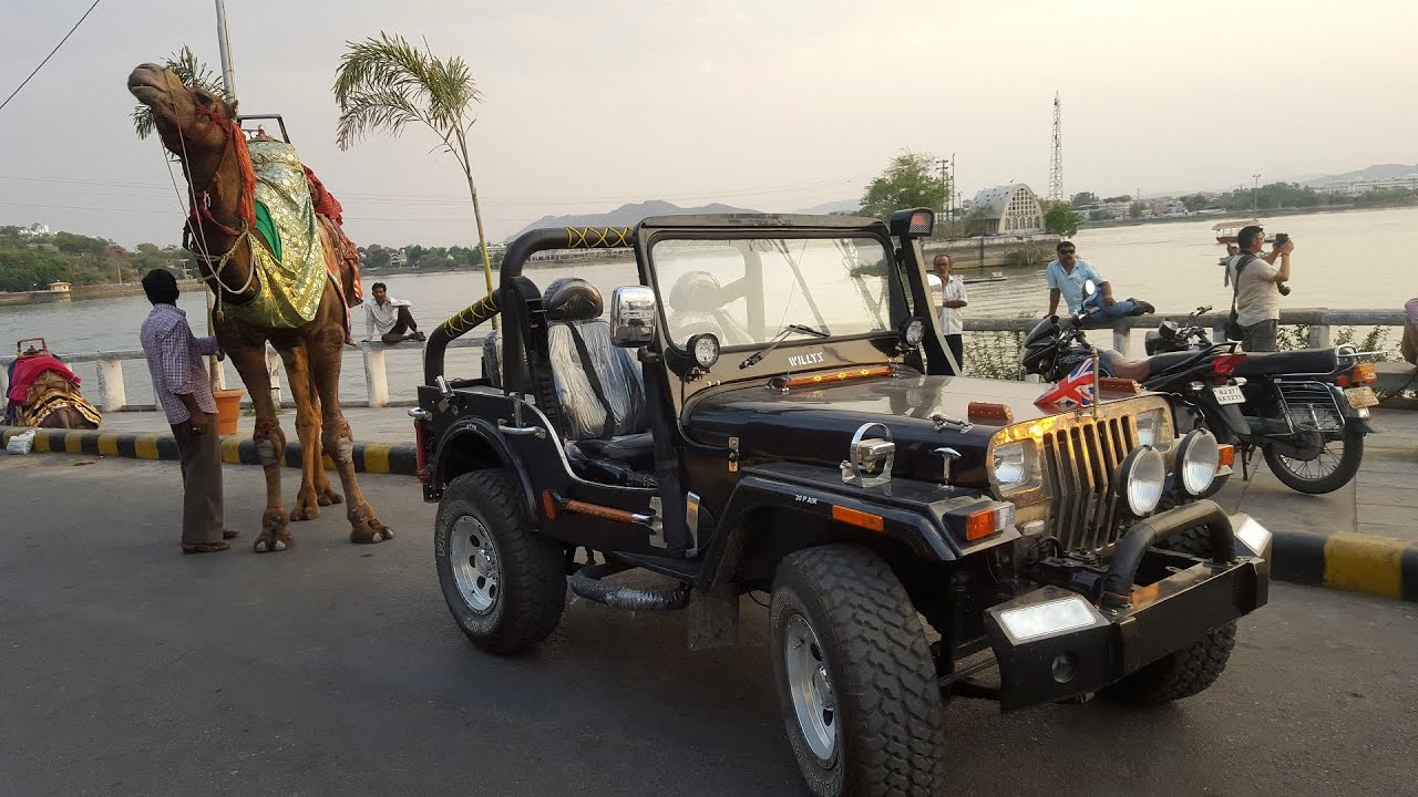 How to remove soft top of short body jeep (जीप का हुड कैसे निकाले ...