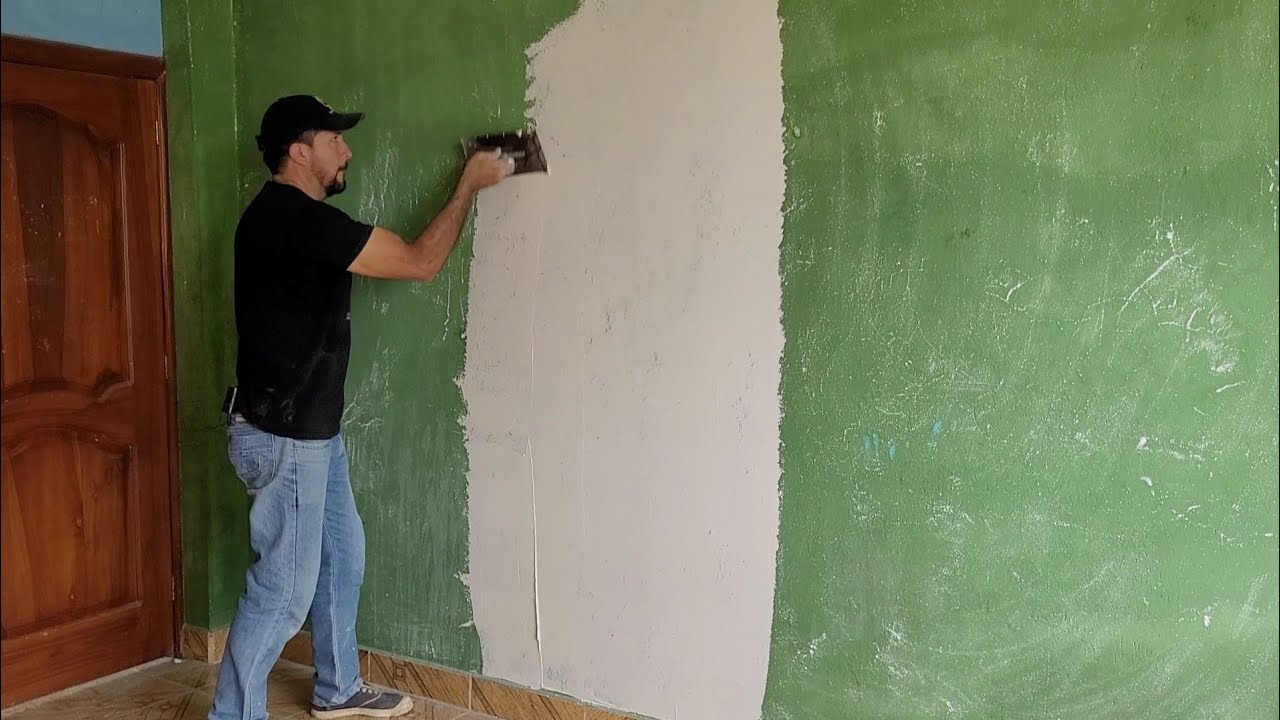 Tutorial Como empastar una pared ya pintada - YouTube
