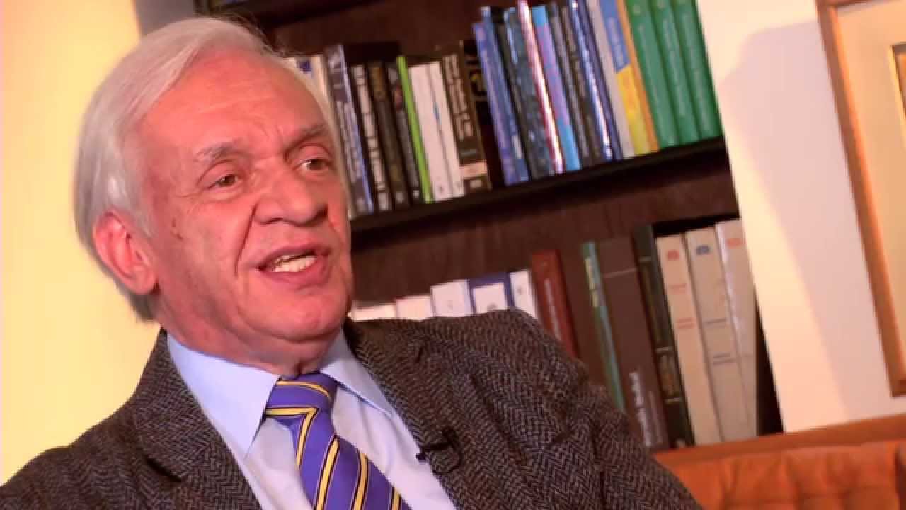 LOS PRIMEROS LATIDOS DEL CORAZON DE JORGE REYNOLDS - YouTube