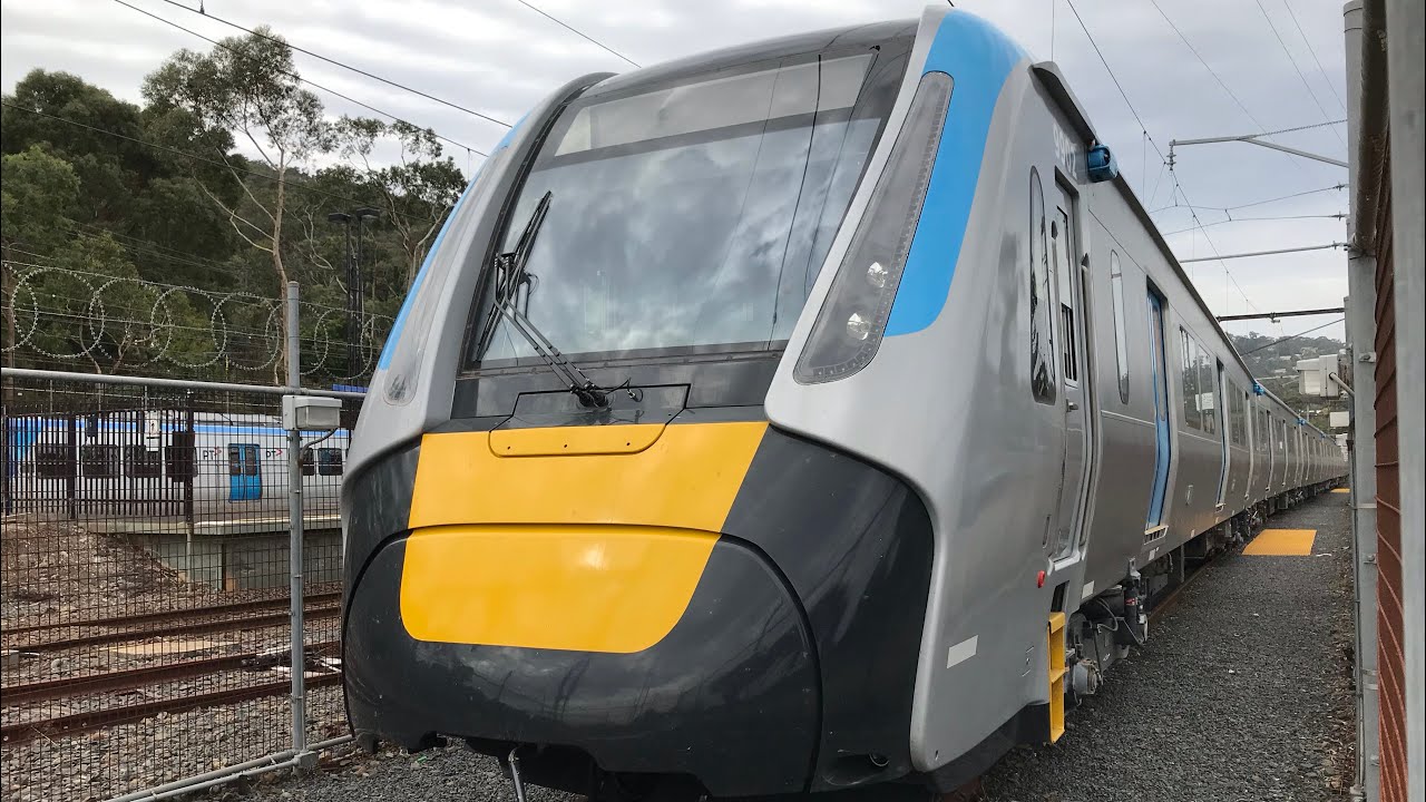 Rare Sight - HCMT stabled at Upper Ferntree Gully - YouTube