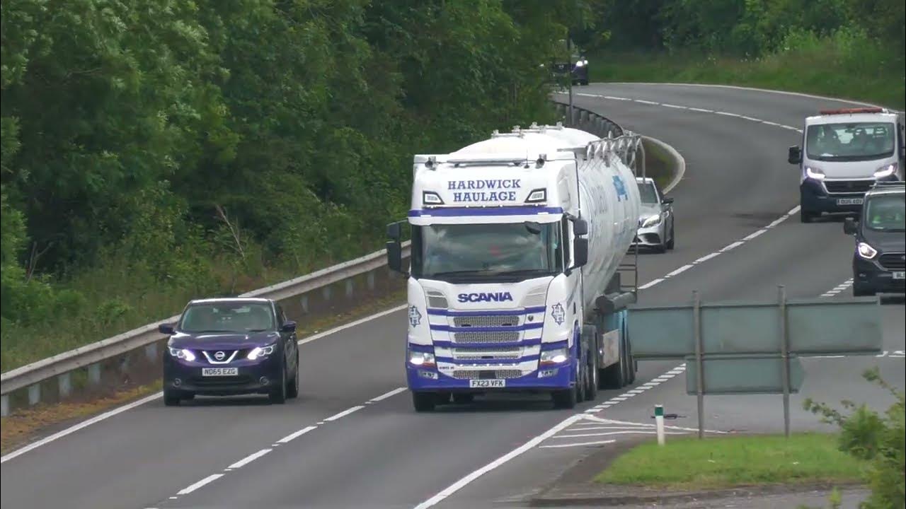 SCANIA 480R - HARDWICK HAULAGE - A1(M) truck spotting - YouTube