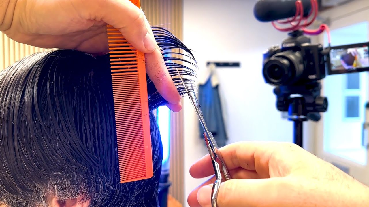 Mens Scissor Cutting With The one Minute Barber - YouTube