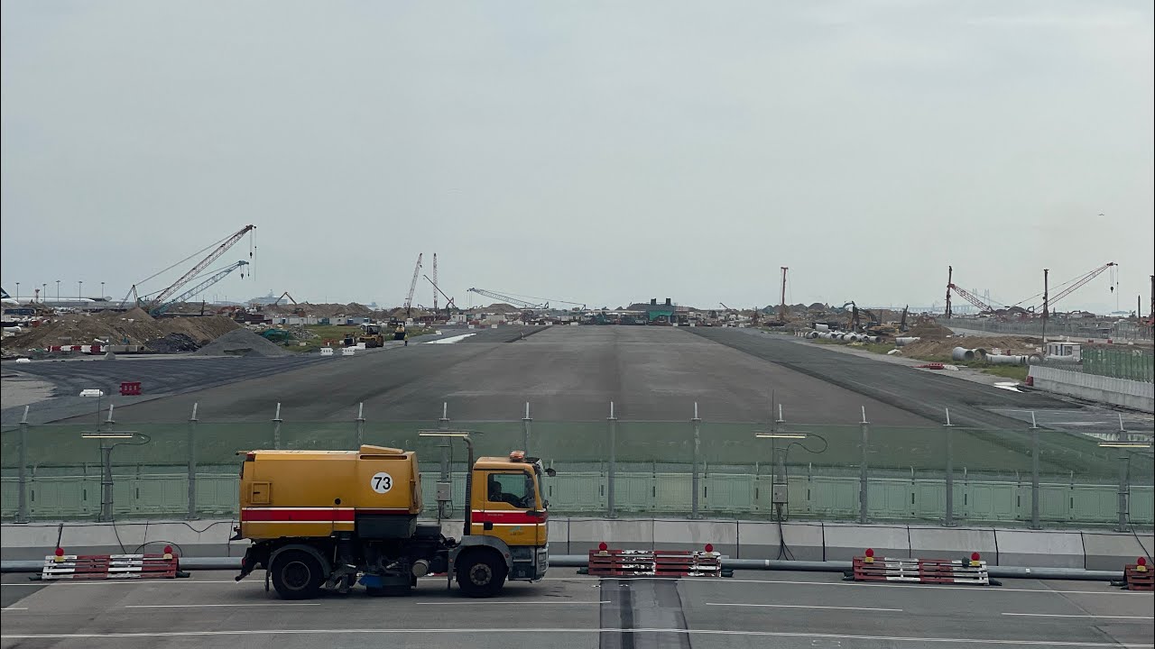 Approach and landing in Hong Kong airport new runway, above the longest ...