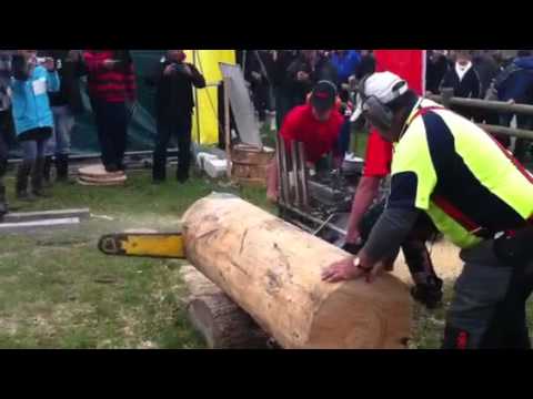 V8 chainsaw NZ - YouTube