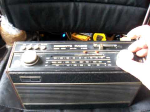 ROBERTS TRANSISTOR RADIO - MODEL R800 - YouTube