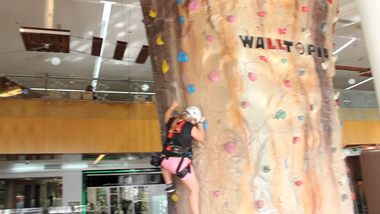 Adventure HQ - Times Square - Dubai - YouTube