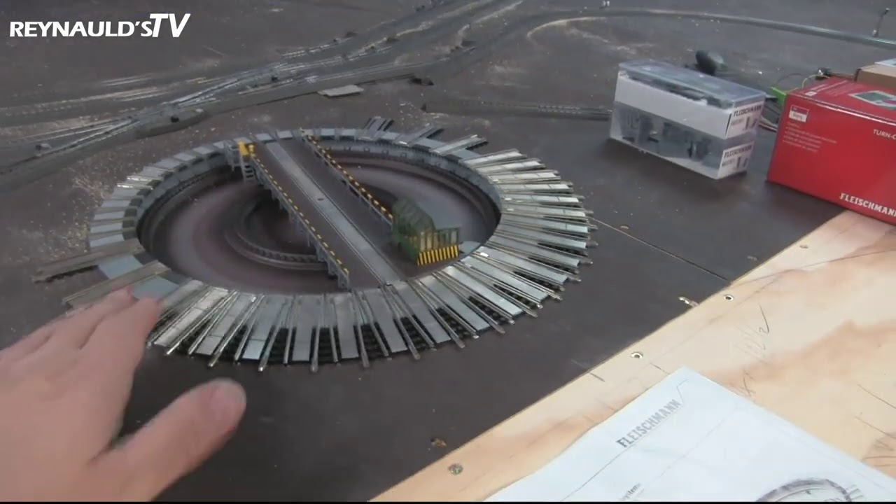 Episode 3 Building & Constructing of a large Märklin Digital Layout ...