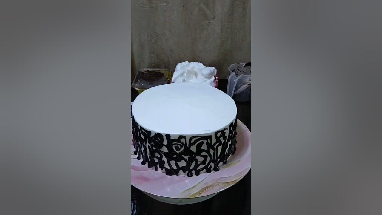 HOW TO PUT EDIBLE PHOTO PRINT ON CAKE YouTube how-to-put-edible-photo-print-on-cake-youtube