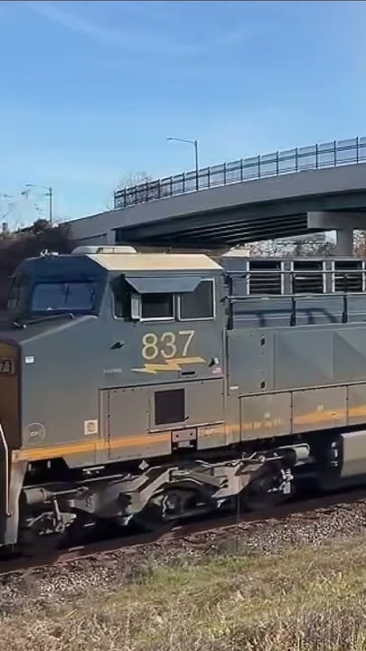 CSX 3092 & CSX 837 #railfans #railfanning #csx #csxt #foamer #csx_trains #csxstrains #railroad # ...