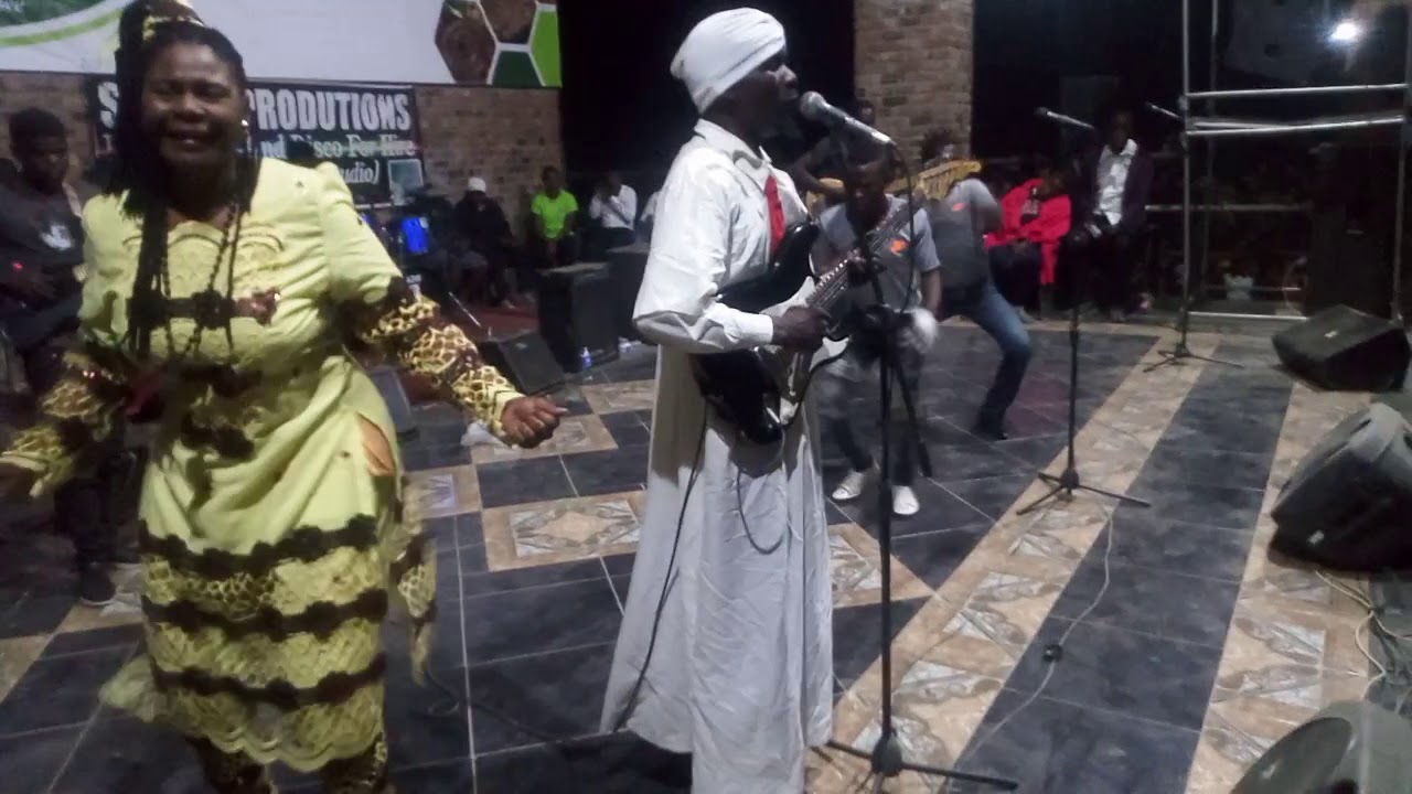 TETE PIPILO LIVE @DUGANE BEST MOMENTOO - YouTube