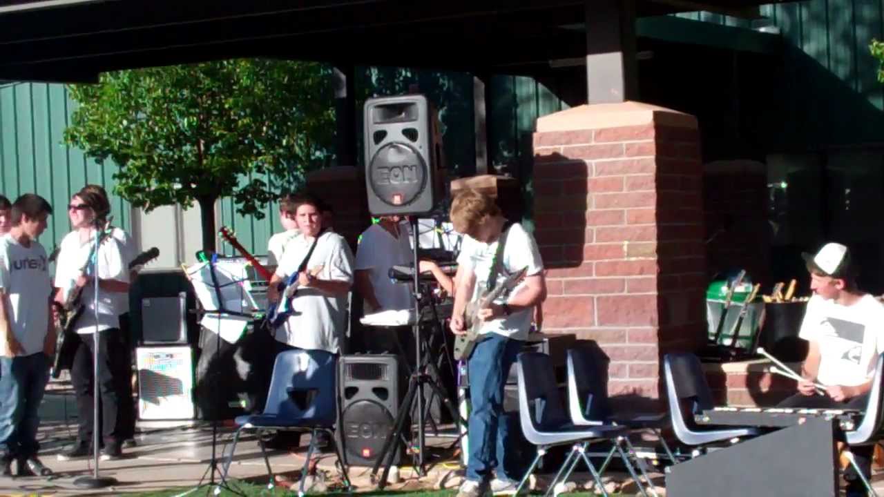 East Mountain High School performs Spirit of Radio - YouTube