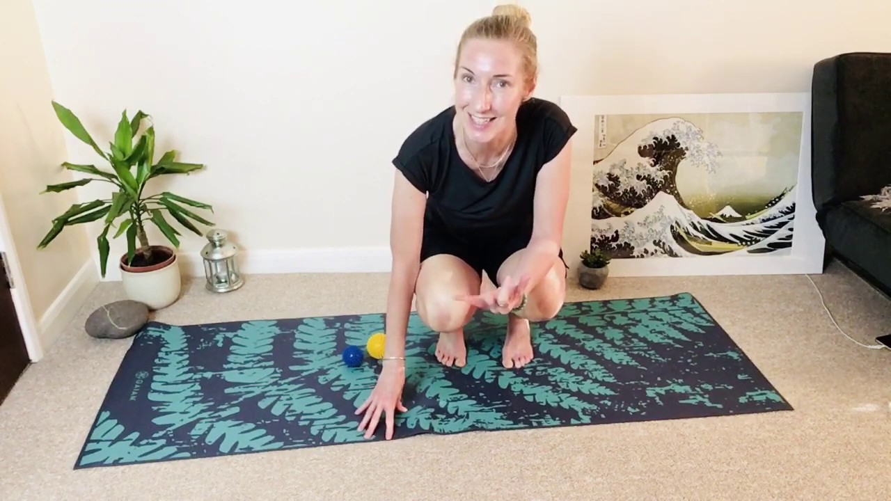 Quick Daily Foot, Toes & Ankle Mobility - YouTube