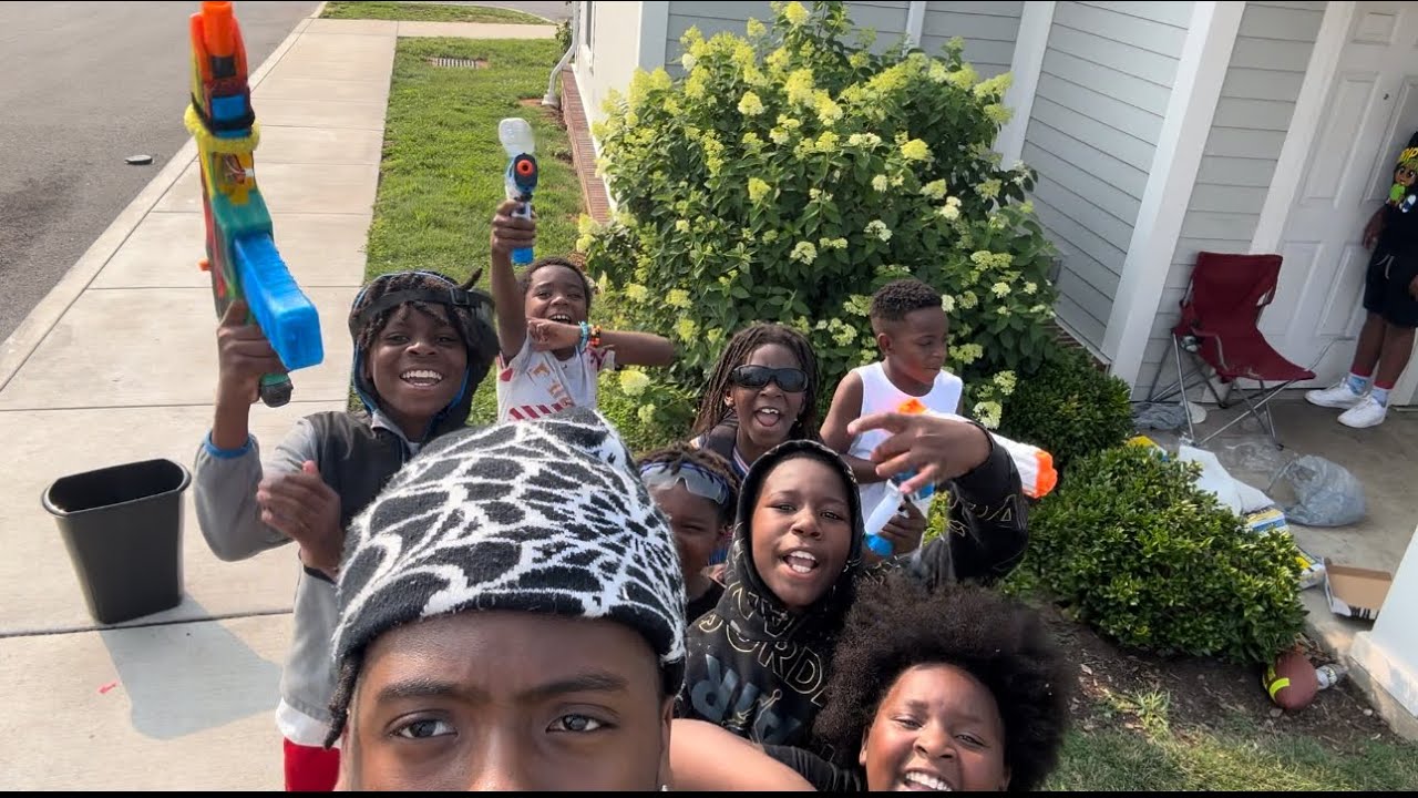 Kids in The Hood Splat Ball Gun War Pt2!! - YouTube
