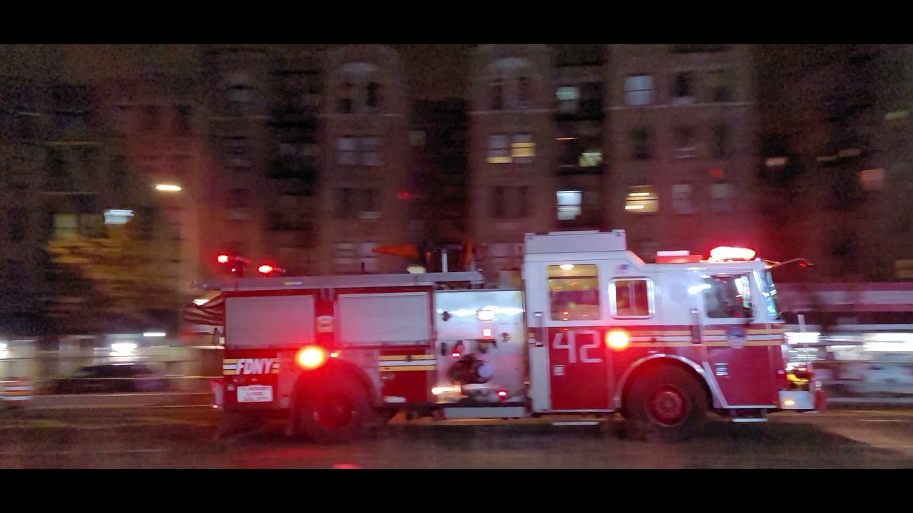 FDNY Engine 42 Responding On Grand Concourse In The Bronx, New York ...