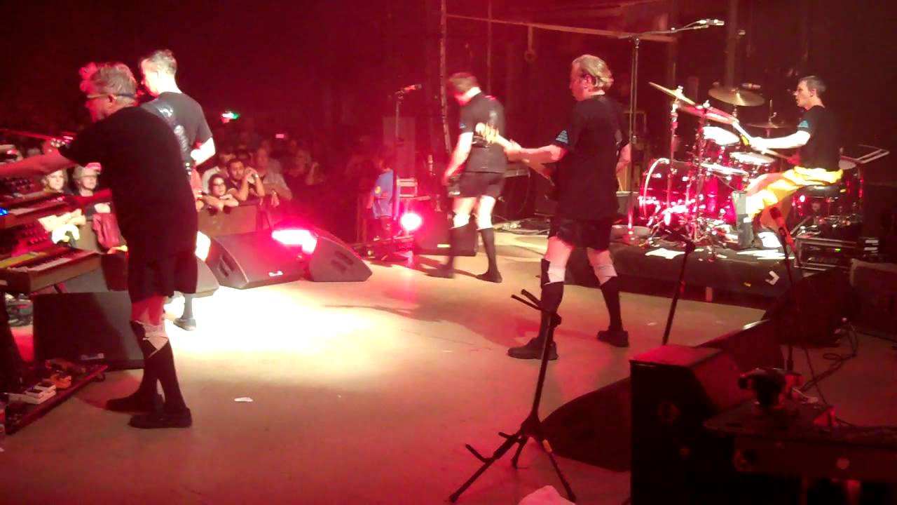 DEVO: Smart Patrol/Mr. DNA - Austin, TX 9/18/12 - YouTube