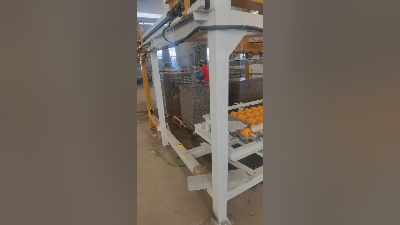 High efficiency PLC control auto loading unloading metal sheet panel lifting vacuum slab lifter ...