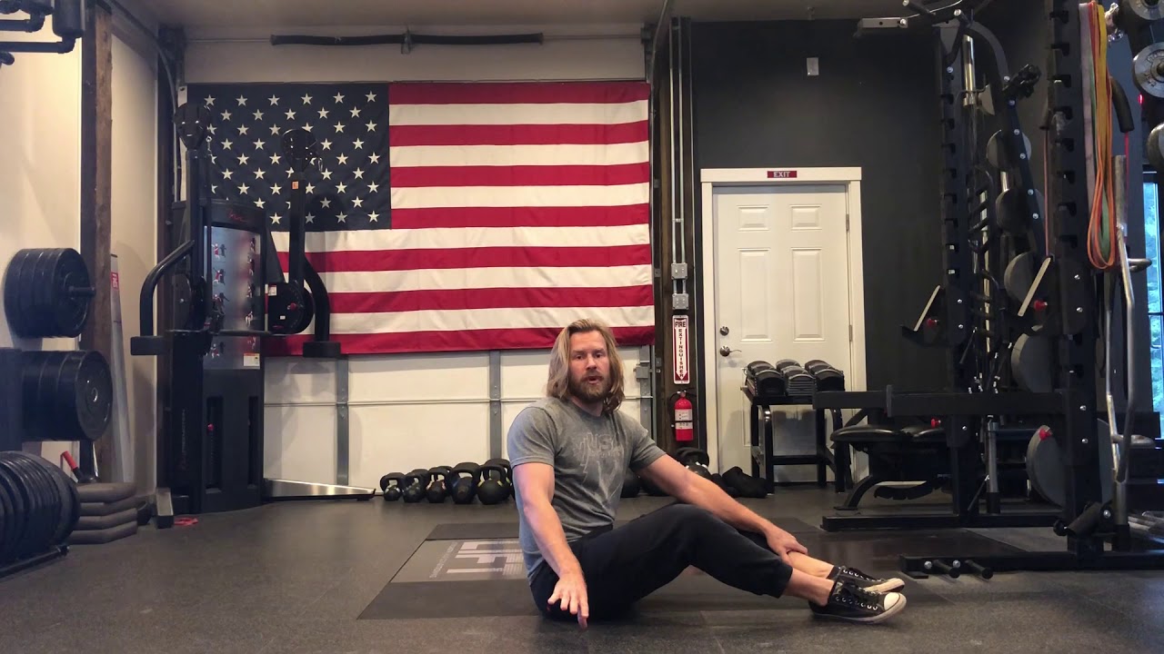 Hollow Body W Single Arm Fly - YouTube