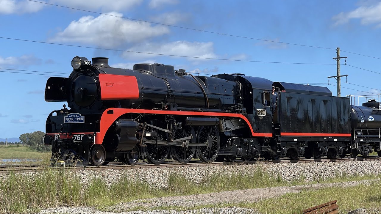 Steam Locomotive R766 Launch Weekend Picnic Trains - YouTube
