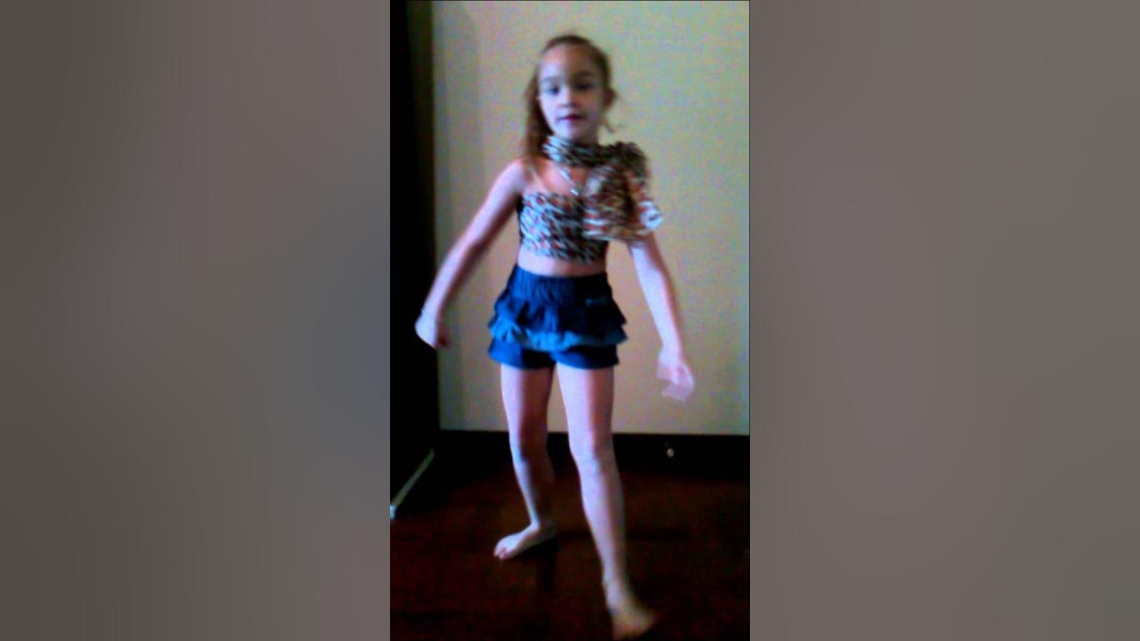 Amazing 7 Years Old Dancing นักเต้นอายุ 7 ขวบ By Amy Youtube