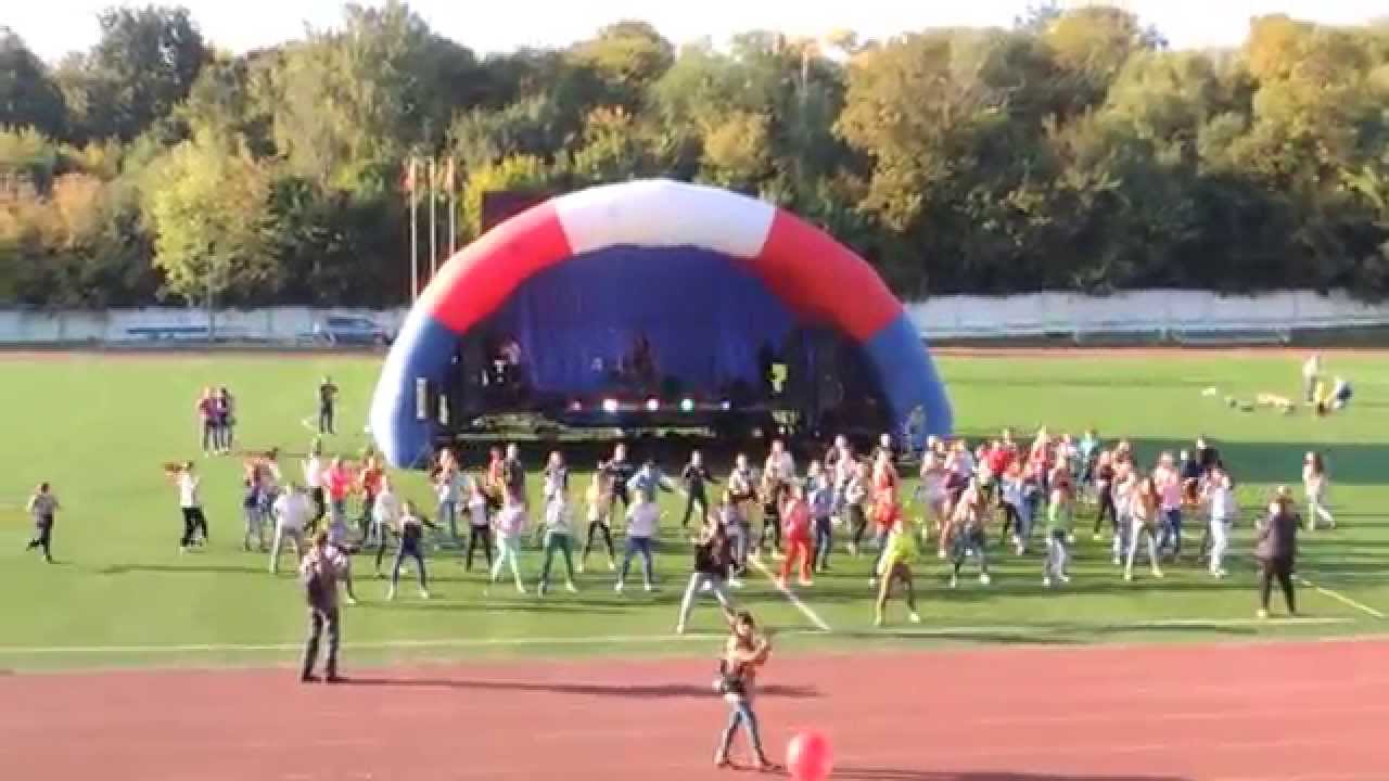 Серпухов. День сердца. Флешмоб, спасибо SKYseven =) - YouTube