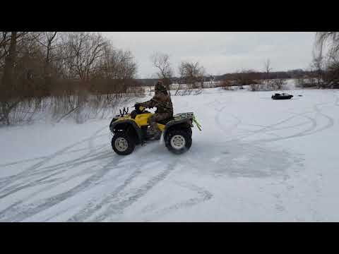 Four Wheeler Drifting on Frozen LAKE - YouTube