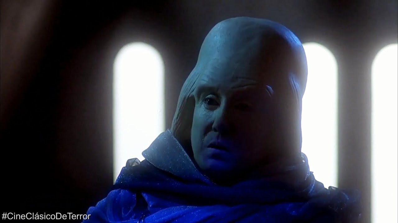 Los critters escapan | "Critters" (1986) #CineClásicoDeTerror - YouTube