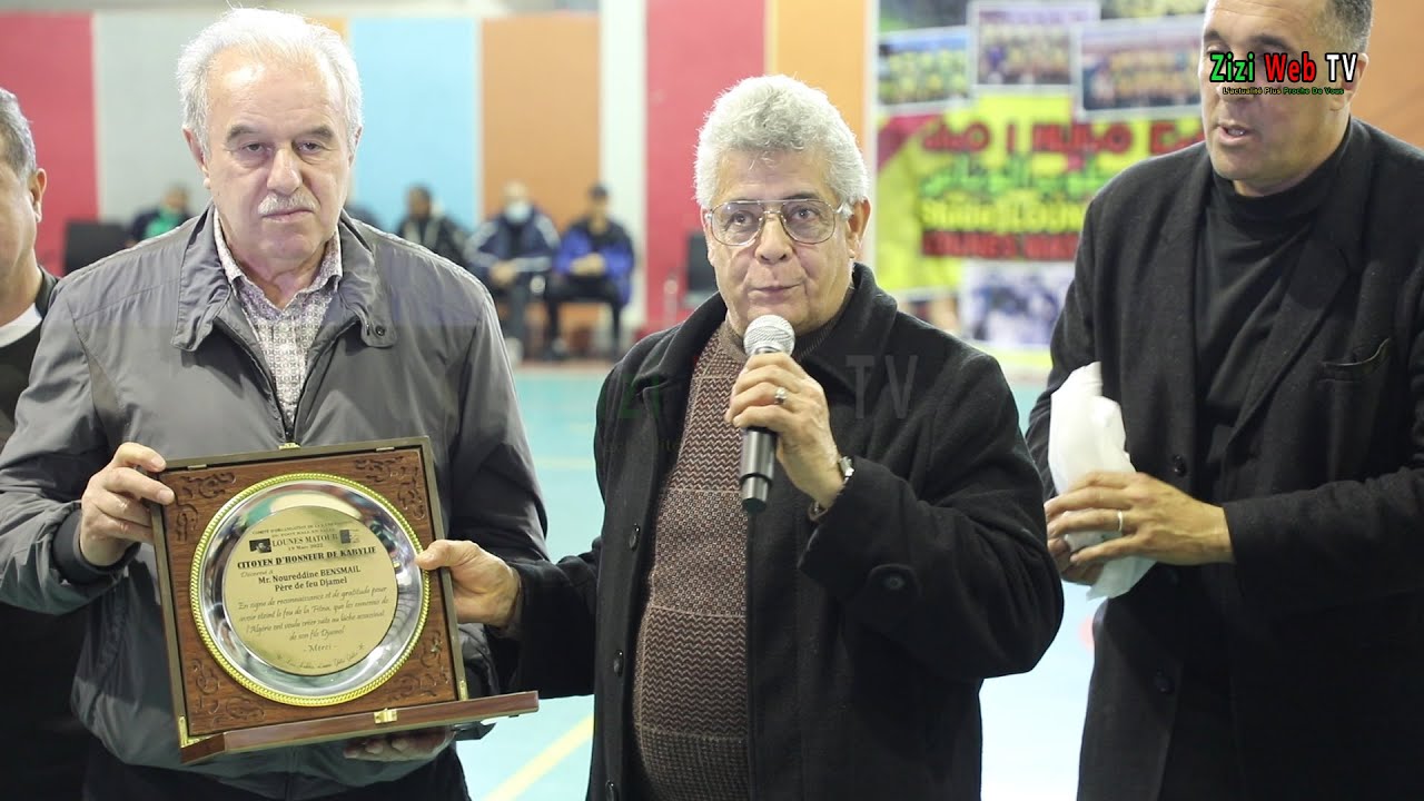 Le Père De Djamel Bensmaïl Honoré à Tizi-Ouzou ... Détails Et Réactions ...