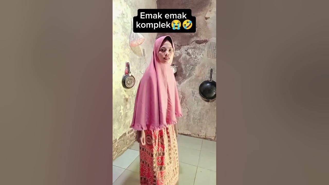 emak emak komplek jangan di saingi #lucu - YouTube