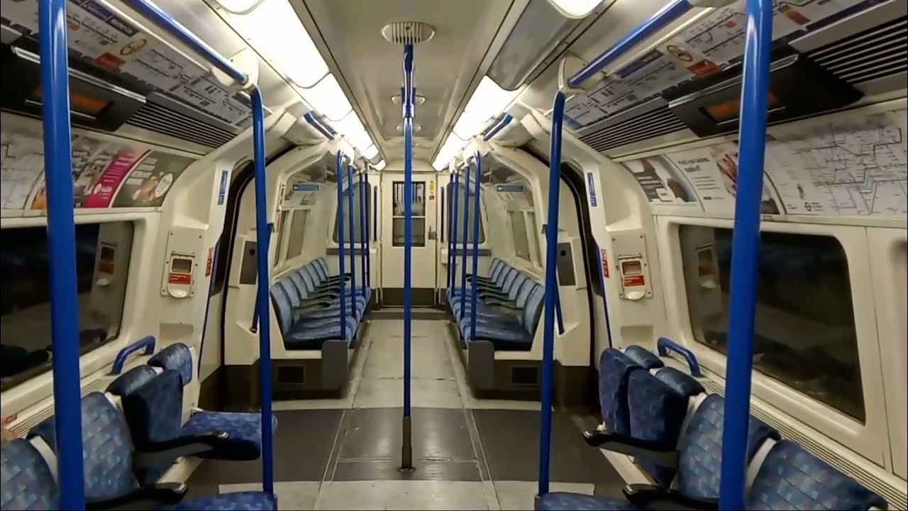 Northern Line 1995 Stock Train: MORDEN - SOUTH WIMBLEDON - YouTube