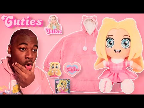 HEY CUTIES! Uboxing Mackenzie Turner Merch! (Plushie And Blanket Hoodie ...