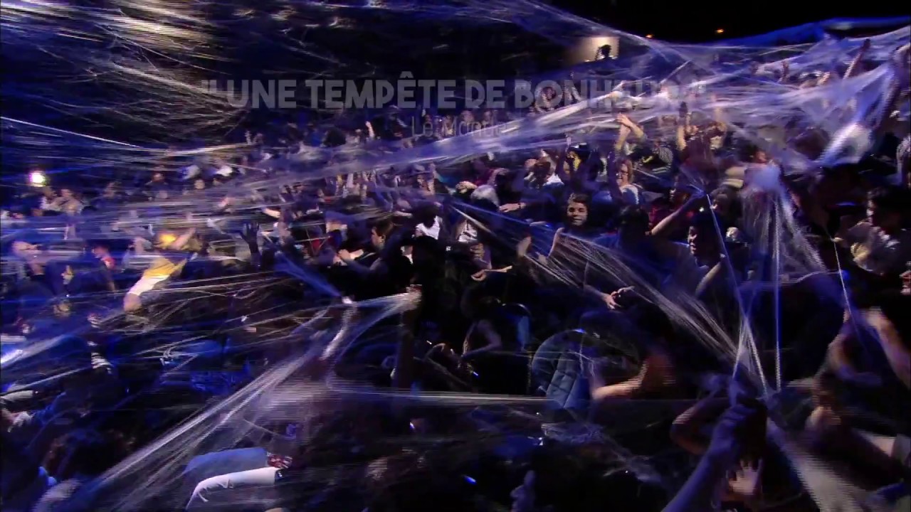 Slava's Snowshow - Slava Polunin // la Scène nationale d'Orléans - YouTube