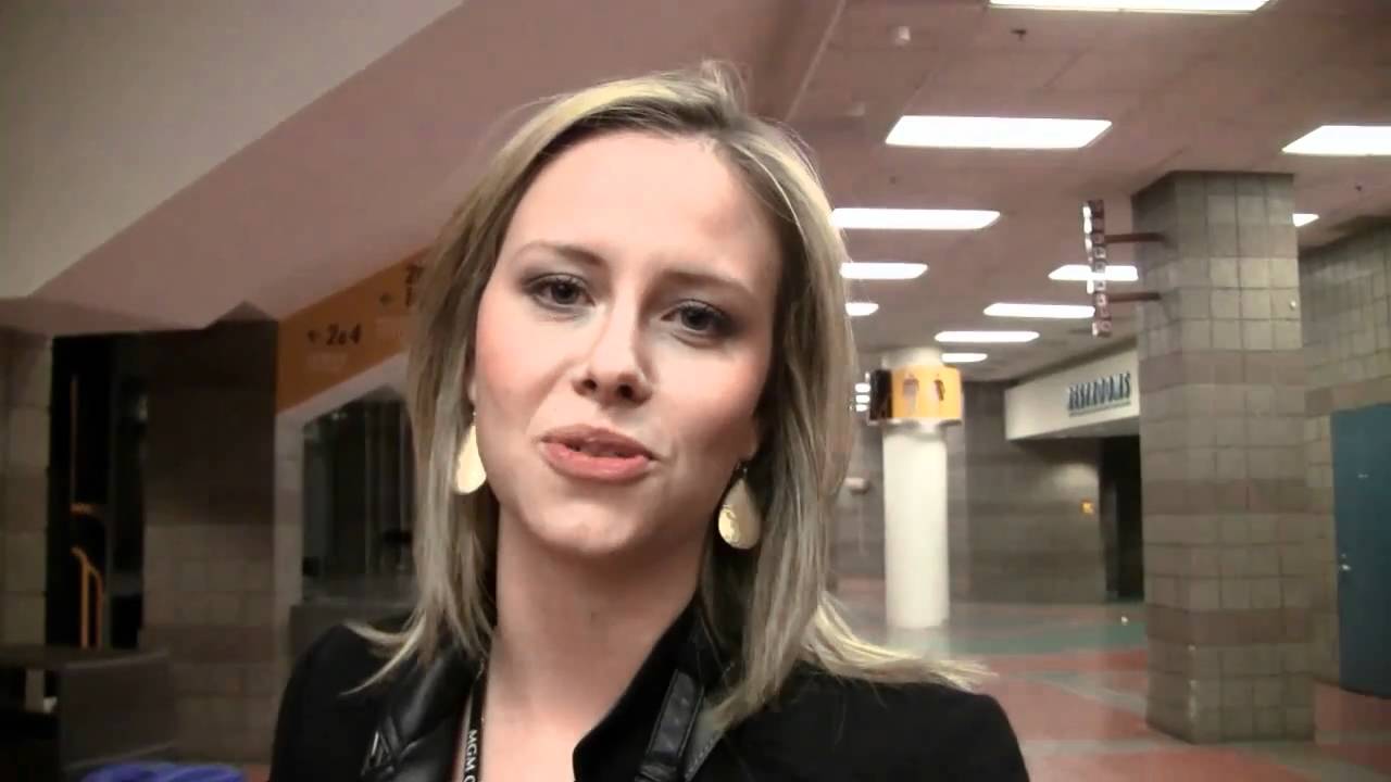 TV News Anchor Stella Inger Talks Marquez Pacquiao Khan - esnews boxing ...