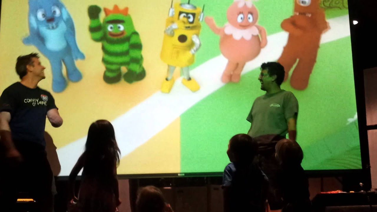 Yo Gabba on the BIG Screen - YouTube