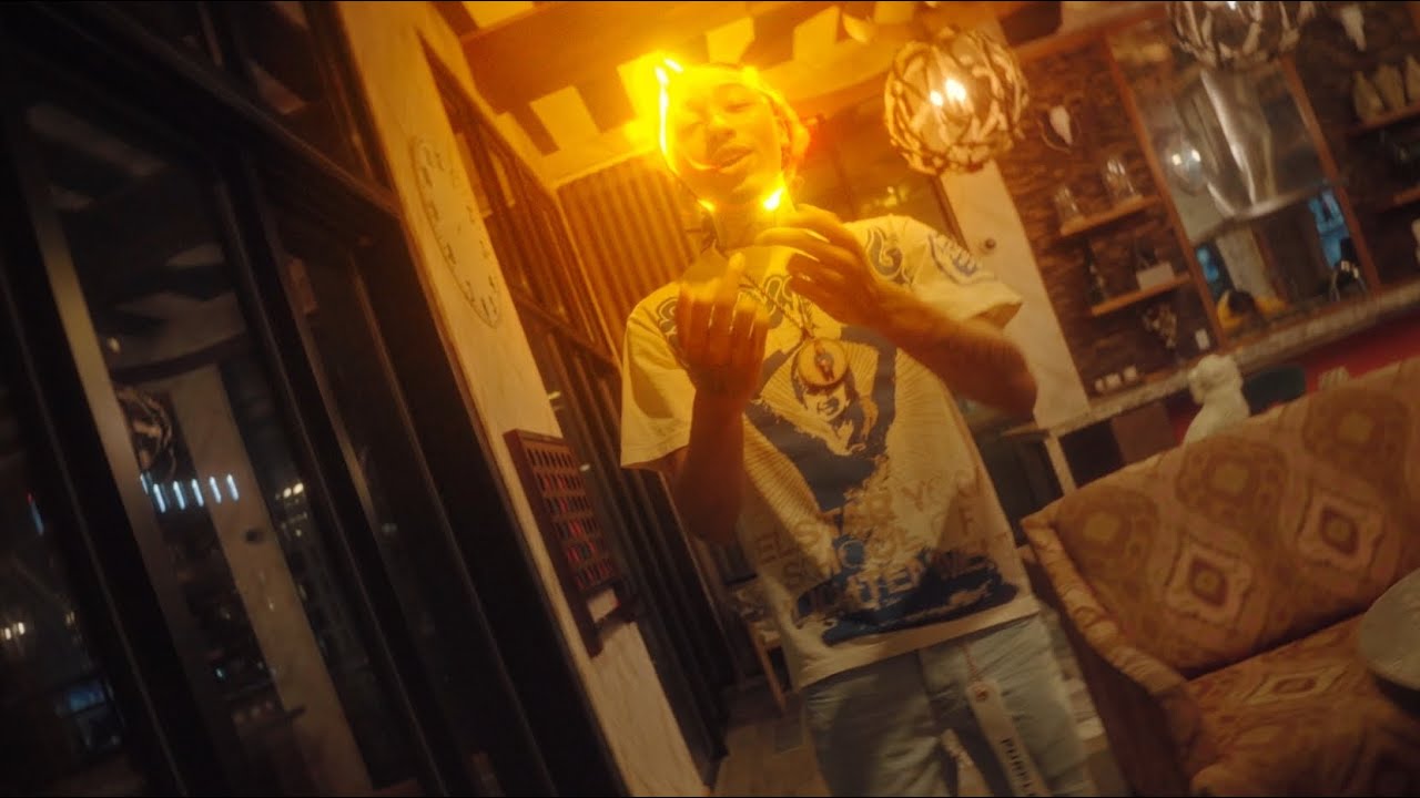 Adott Hilfiger - Skeeyee (Official Music Video) - YouTube