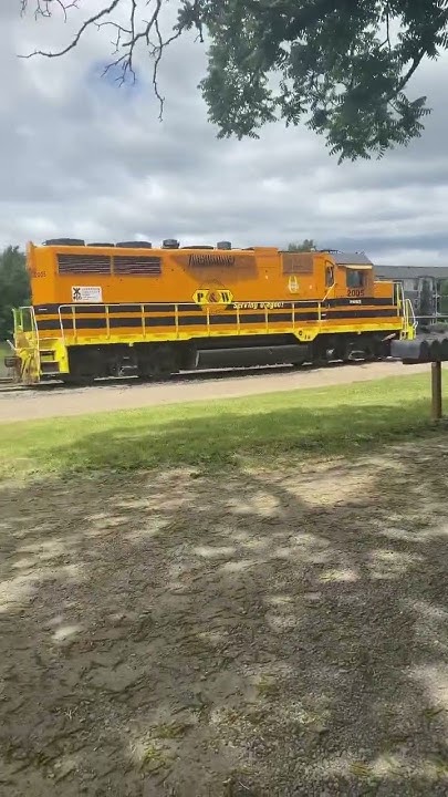 PNWR 2005 in the Corvallis yard - YouTube