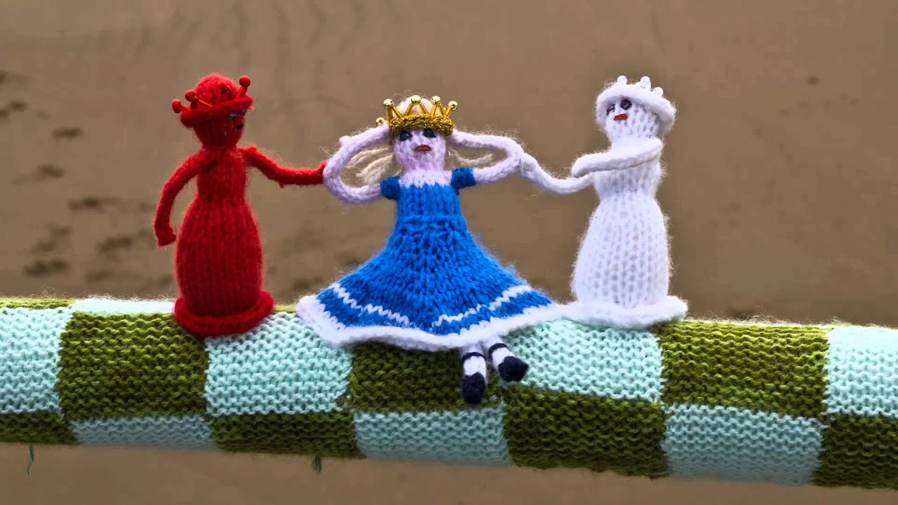 Guerrilla knitters stitch up Saltburn Pier - YouTube