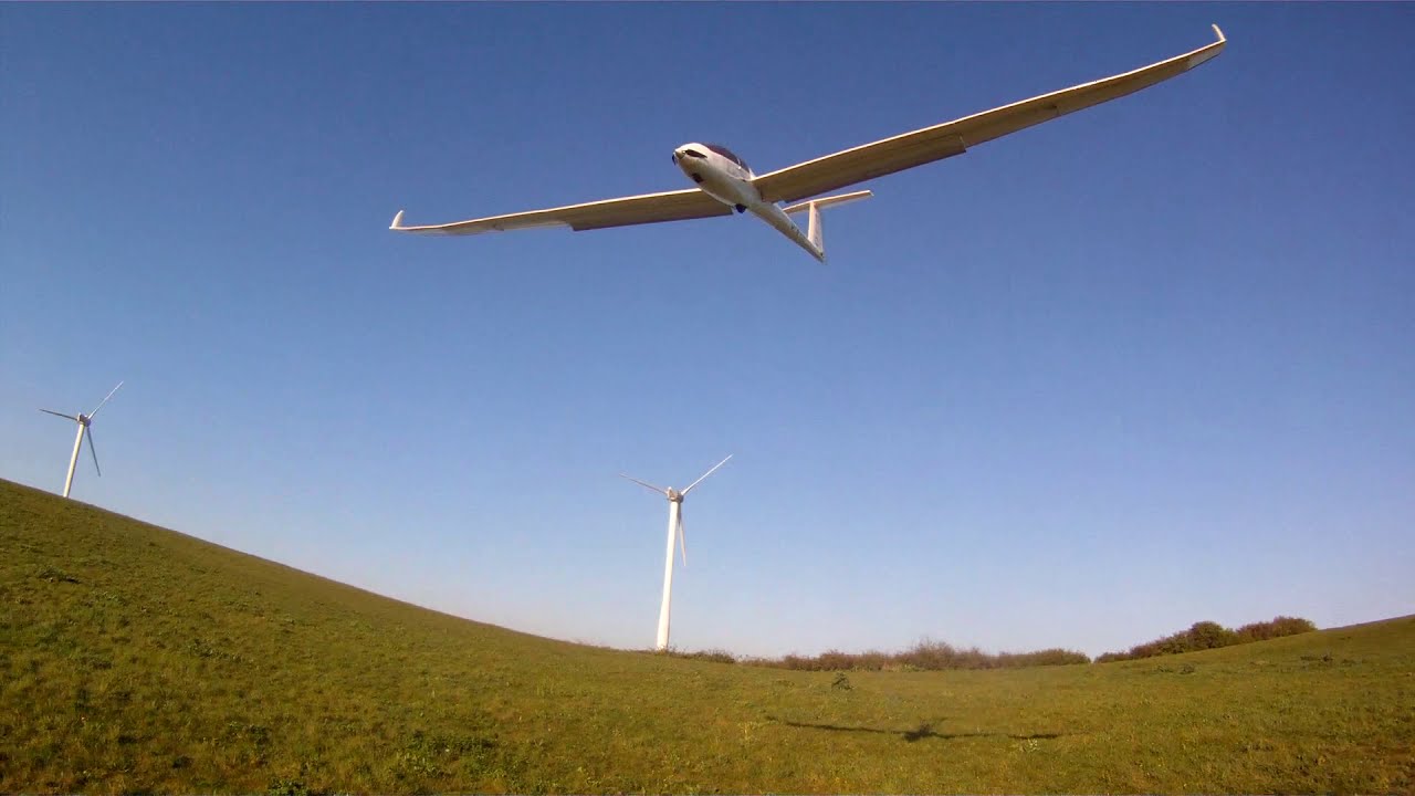 RC Duo Discus Groundview glider flying at teletubby world - YouTube